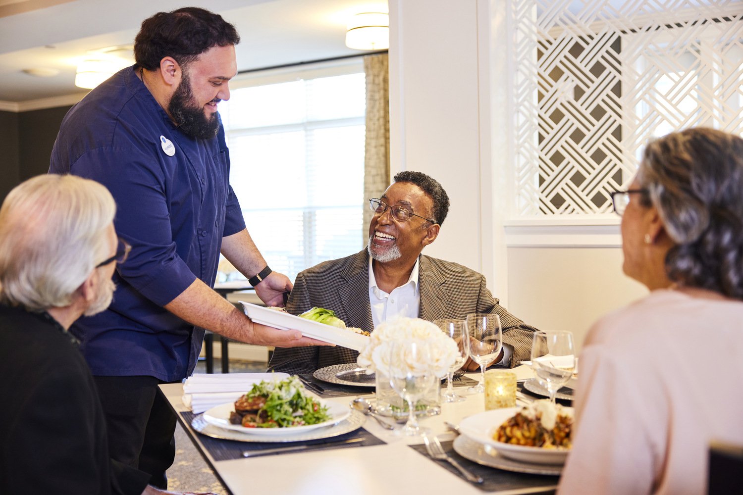 Dining with Dignity: Elevating the Mealtime Experience in Senior Living